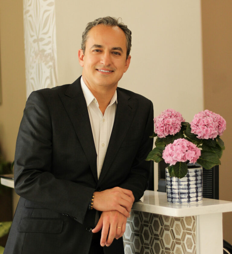 Meet Dr. Daniel Jones DDS - Washington DC | Smile Beautiful Dental